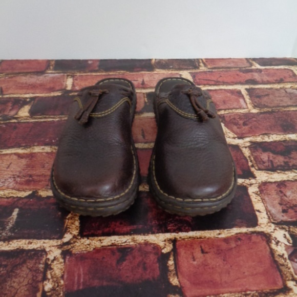 Born | Shoes | Born Womans Brown Leather Comfort Clogs 7m | Poshmark